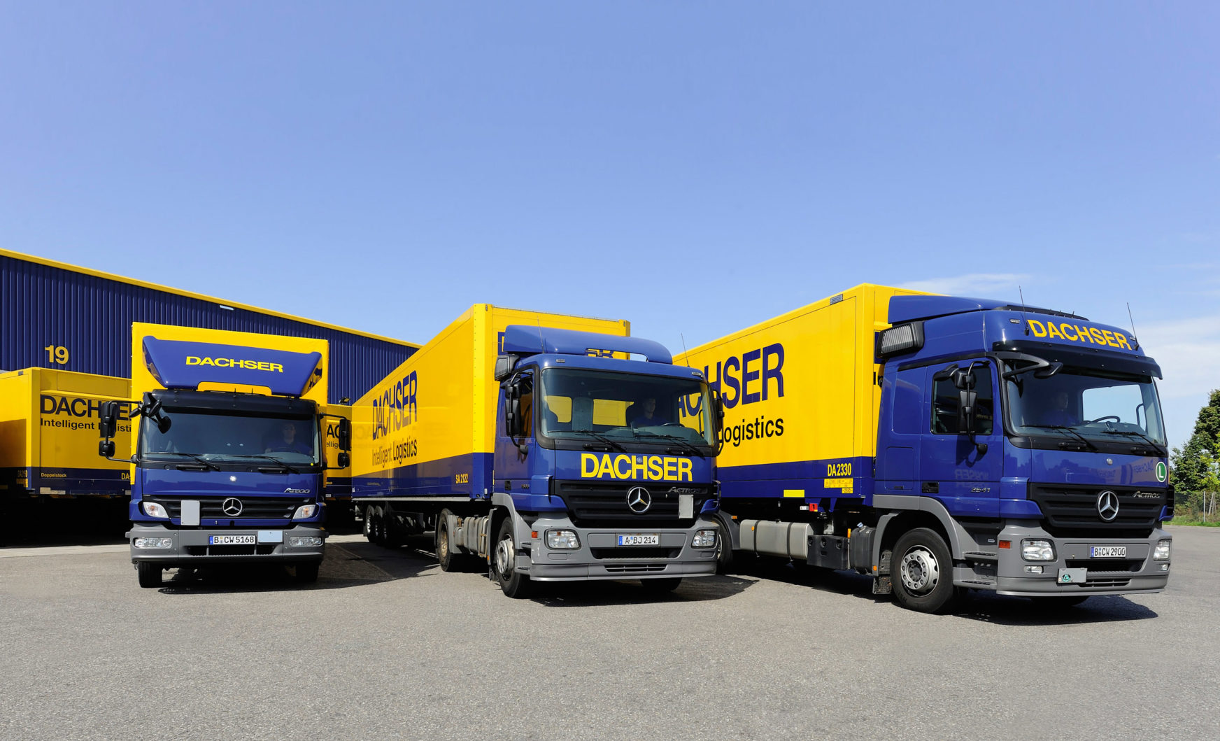 Spatenstich für neues Dachser Warehouse in Hörsching bei Linz ...