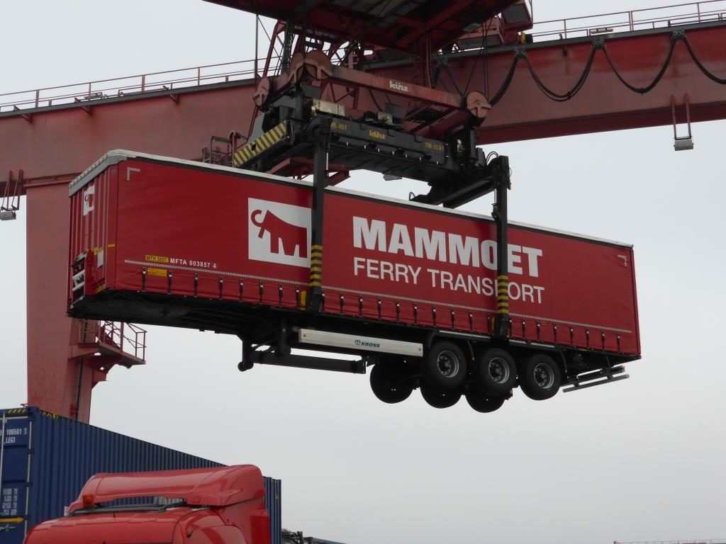Mammoet Ferry Transport BV investiert in Schottland - Österreichische Verkehrszeitung