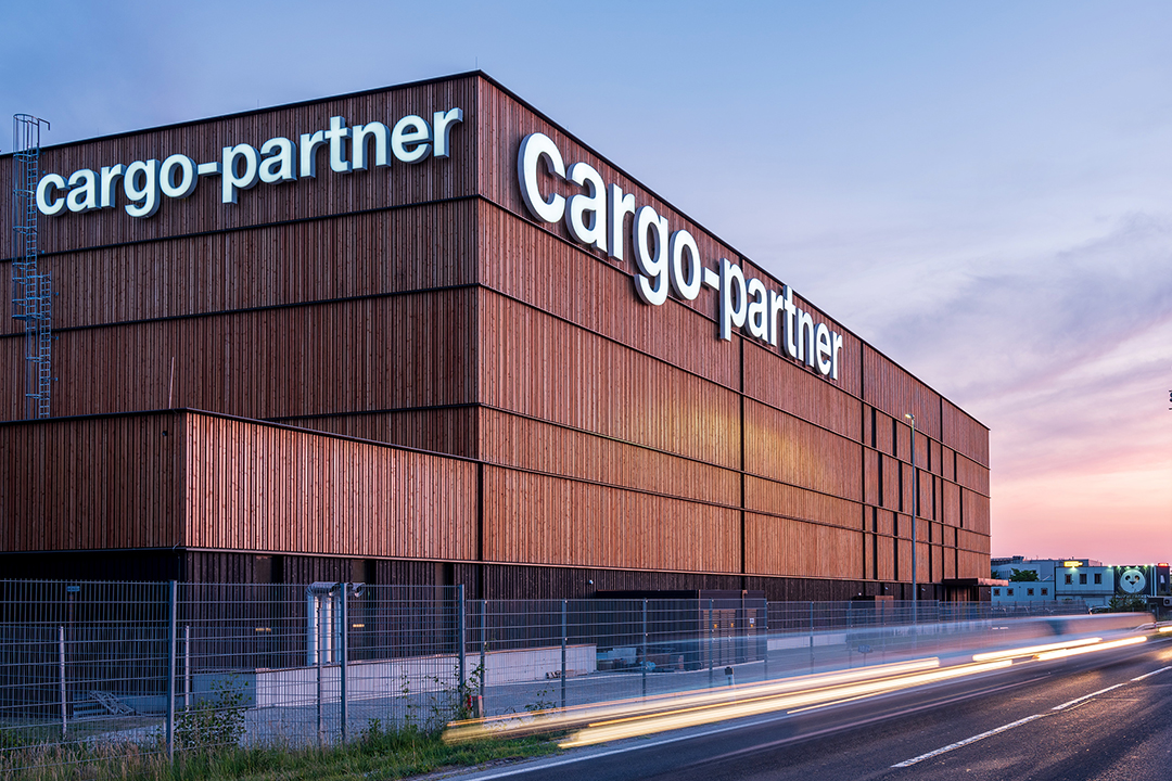 cargo-partner GmbH - Österreichische Verkehrszeitung