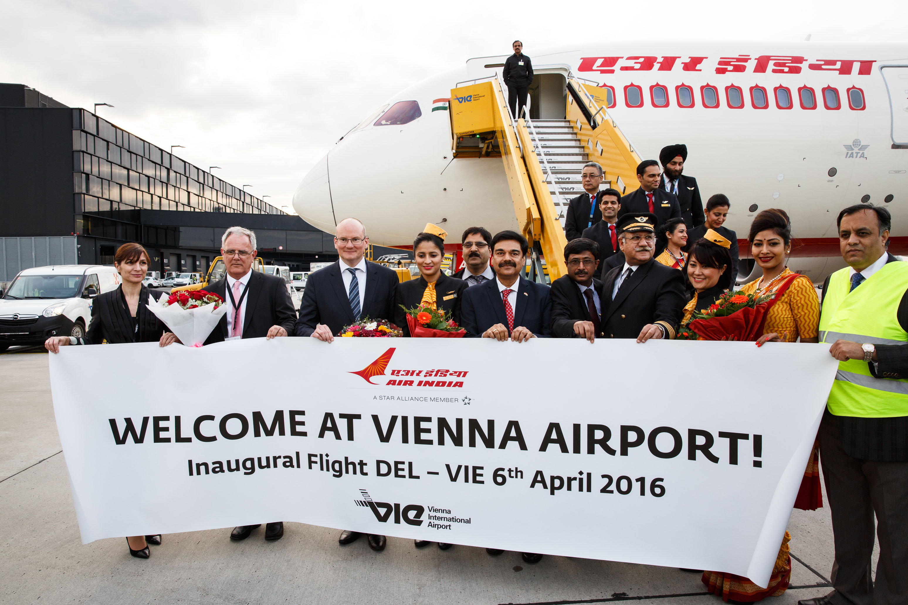 Premiere der Air India am Vienna International Airport ...