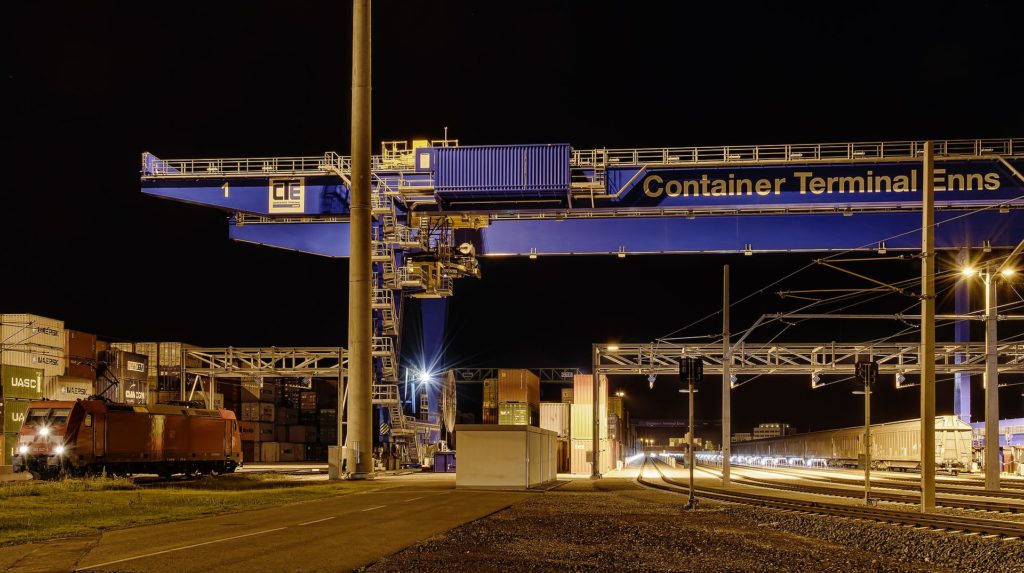 Container Terminal Enns wird um 7 Mio. Euro erweitert - Österreichische ...