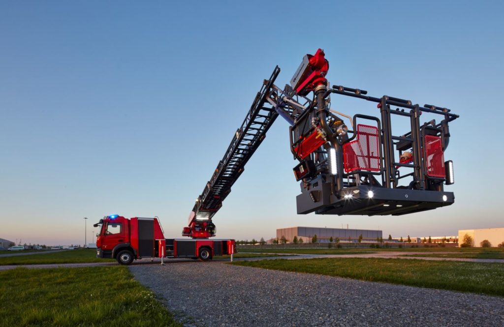 Rosenbauer International: Neues Logistikzentrum in Asten bei Linz ...