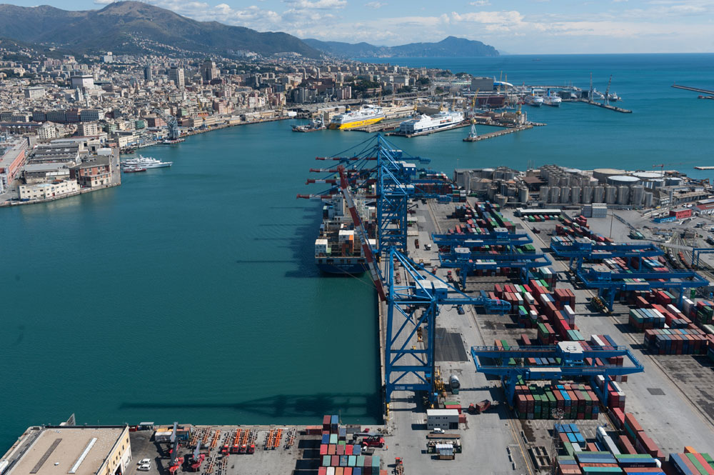 Umstrukturierung der Terminalaktivitäten von PSA und GIP in Genua ...