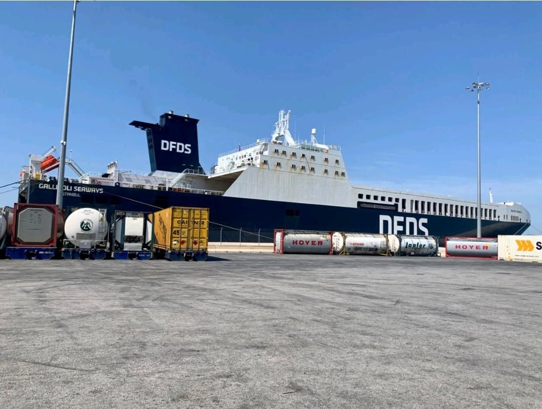 DFDS startet eigene Patras-Triest Verbindung - Österreichische ...