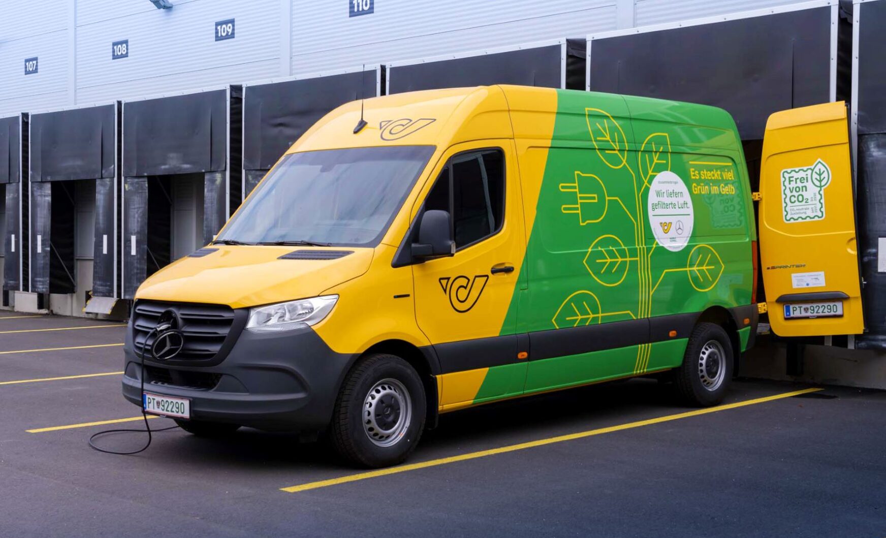 Mercedes-Benz startet Pilotprojekt mit der Post - Österreichische ...