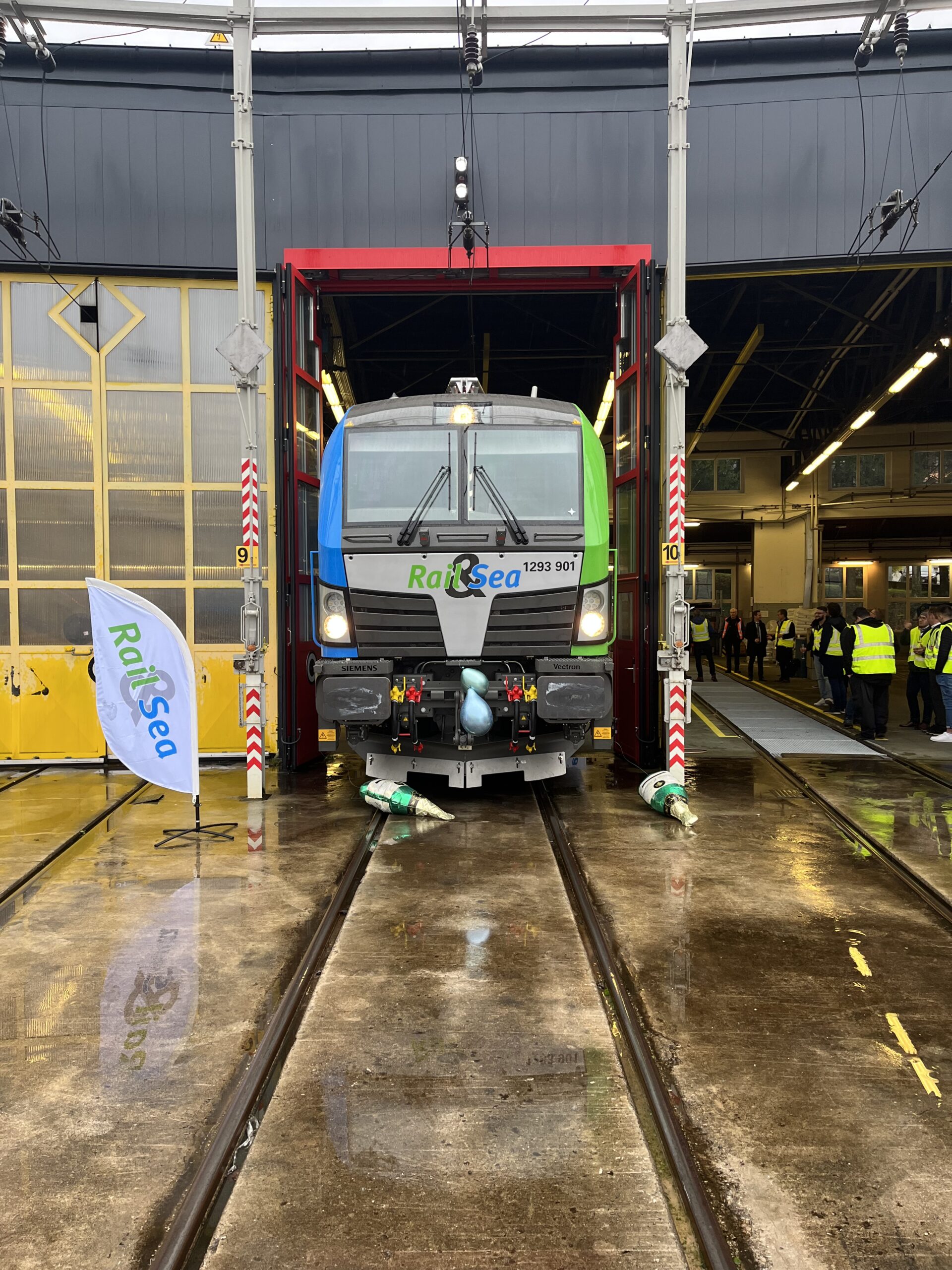 Rail&Sea: Erste eigene Mehrsystemlokomotiven - Österreichische ...