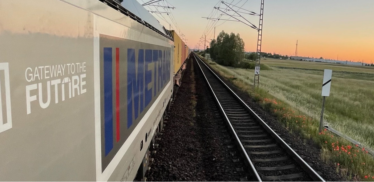 Metrans erweitert Netz für CO2-freie Containerlogistik ...