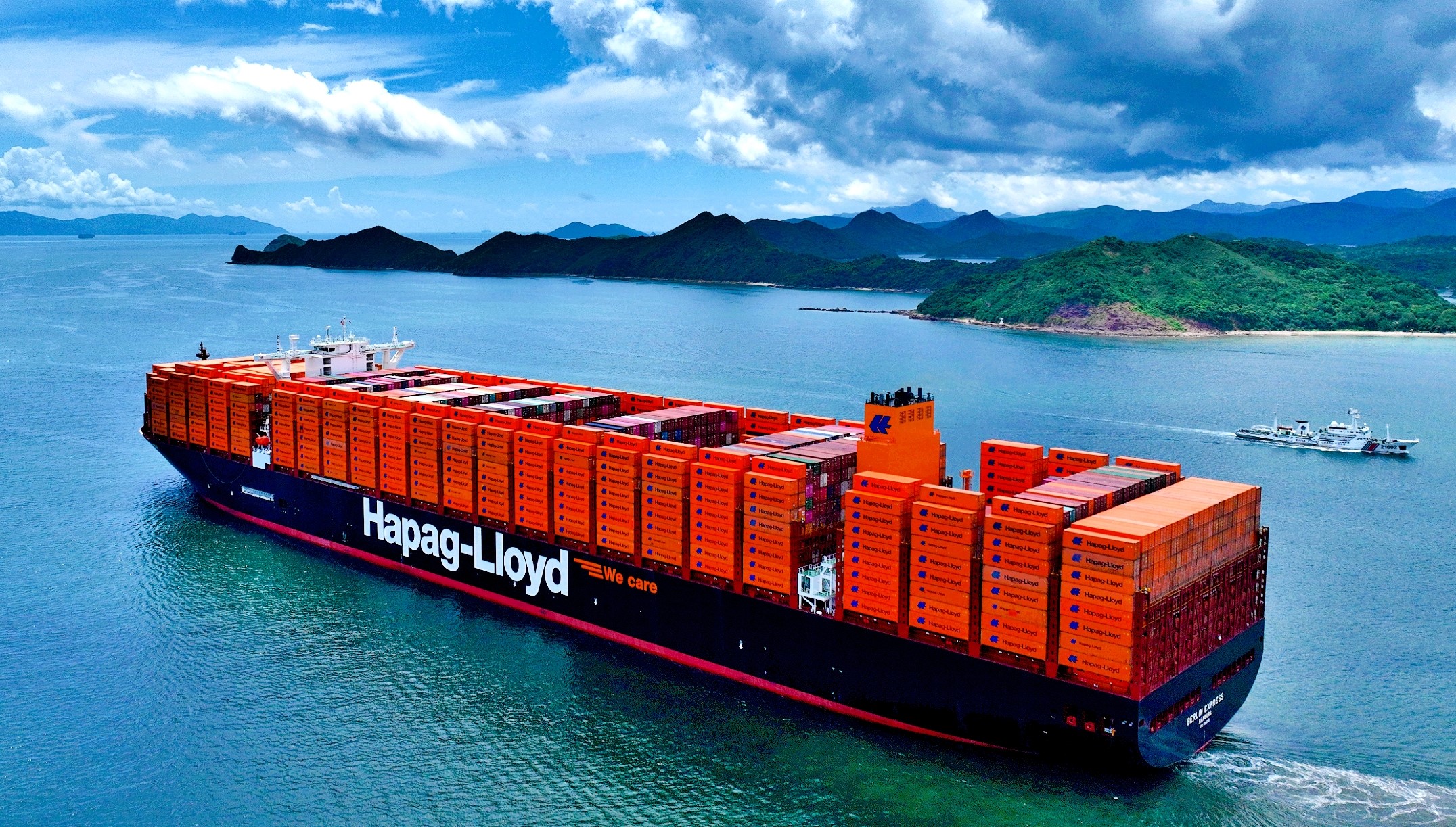 Hapag-Lloyd tauft größtes Frachtschiff unter deutscher Flagge ...