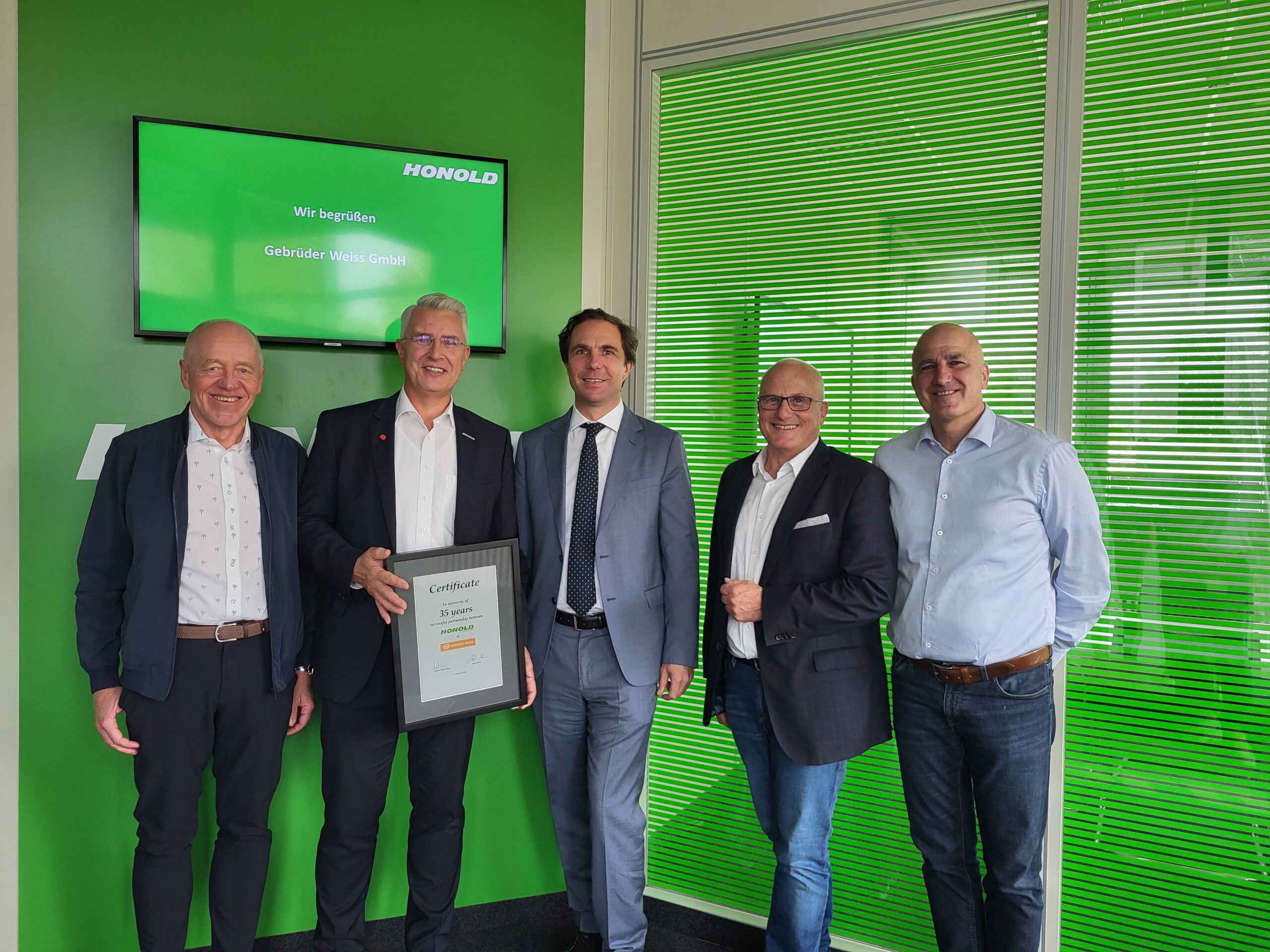Gebrüder Weiss und Honold kooperieren seit 35 Jahren - Österreichische ...