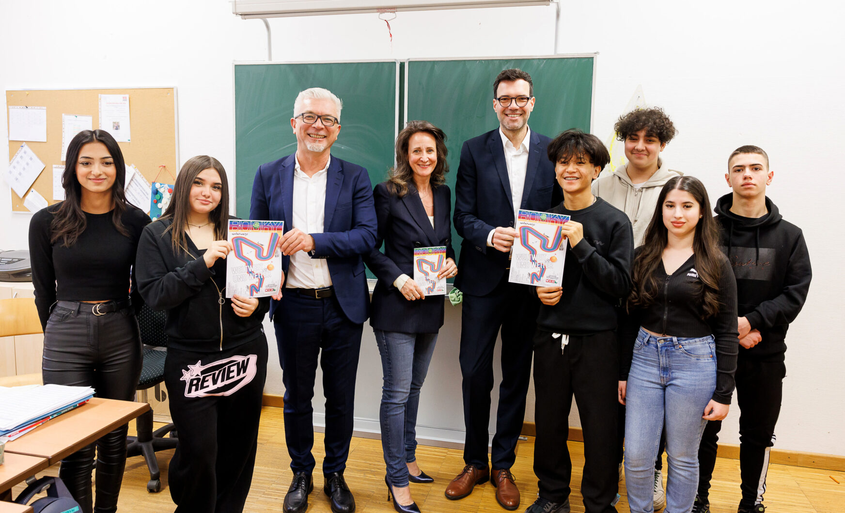 Neues Heft begeistert Schüler für Transport und Logistik ...