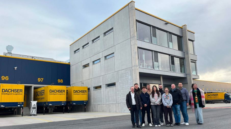 Dachser Air and Sea Logistics ist sicher in Himberg gelandet ...