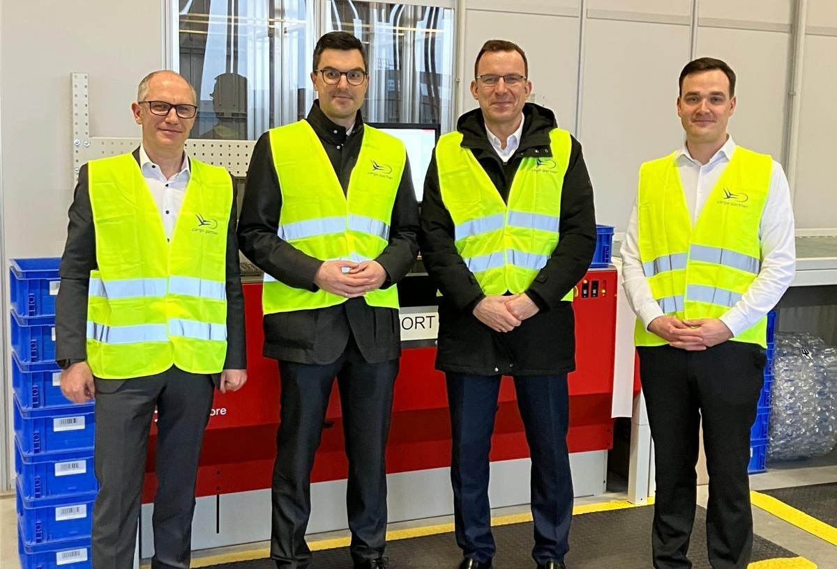 cargo-partner jetzt mit AutoStore im iLogistics Center Vienna ...